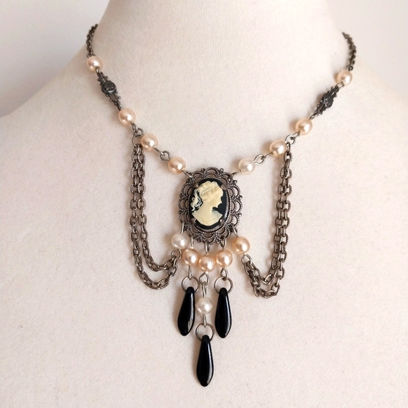 Handmade | Jewelry | Goth Cream Black Cameo Pearl Necklace | Poshmark